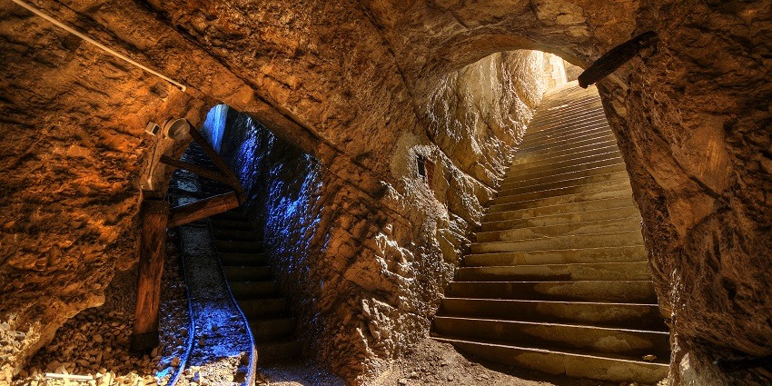 Mawjymbuin Cave, Sightseens in Shillong